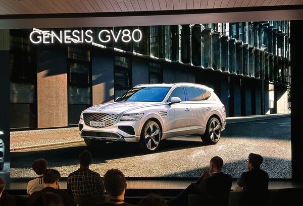 "벤츠와 BMW 저격"... 제네시스, 10월 출시되는 '신형 GV80·GV80 쿠페' 공개