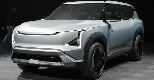 기아, 전기차 대중화 이끌 3천만 원 대 준중형 SUV 'EV5' 국내 첫 공개