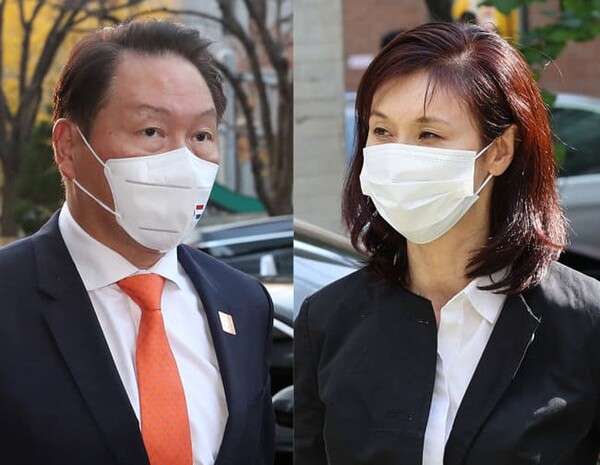 당당한 불륜 최태원 Sk 회장 루이비통 행사서 동거인 김희영 손잡고 등장