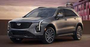 "9K 해상도의 33인치 디스플래이 탑재"... 캐딜락, 2023년 '신형 XT4' 국내 출시 임박